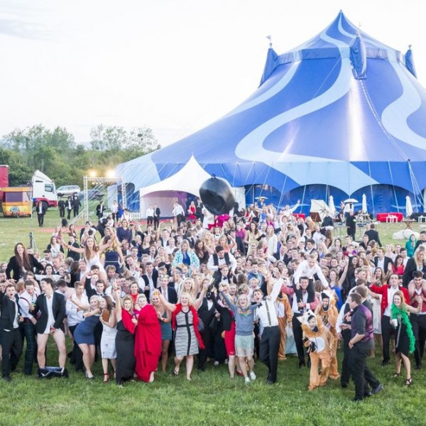 Fox Rocks | Tickets & Hoodies - Fox Rocks